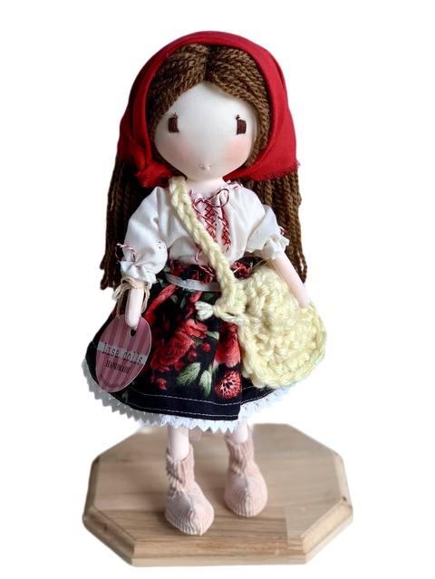 Lisa Dolls2- Artynos.ro