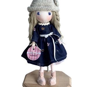 Lisa Dolls1- Artynos.ro